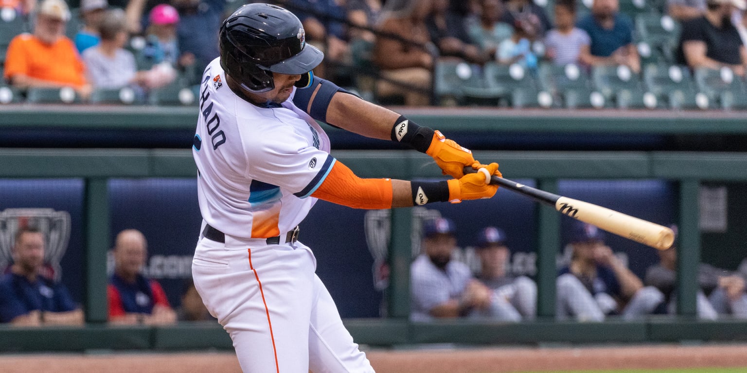 Isotopes Walk-Off Space Cowboys In Another High-Scoring Game | MiLB.com