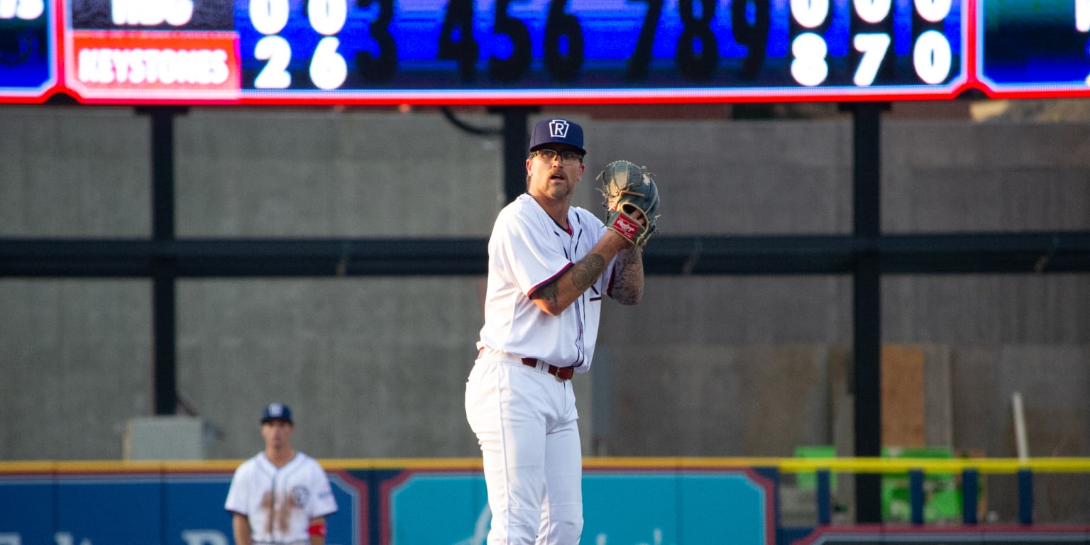 Stellar Pitching and Hot Offense Power Fightins Past Senators | MiLB.com