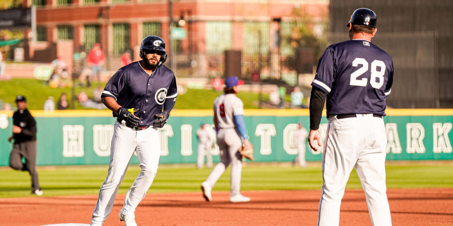 Clippers and Bats Split Doubleheader | MiLB.com