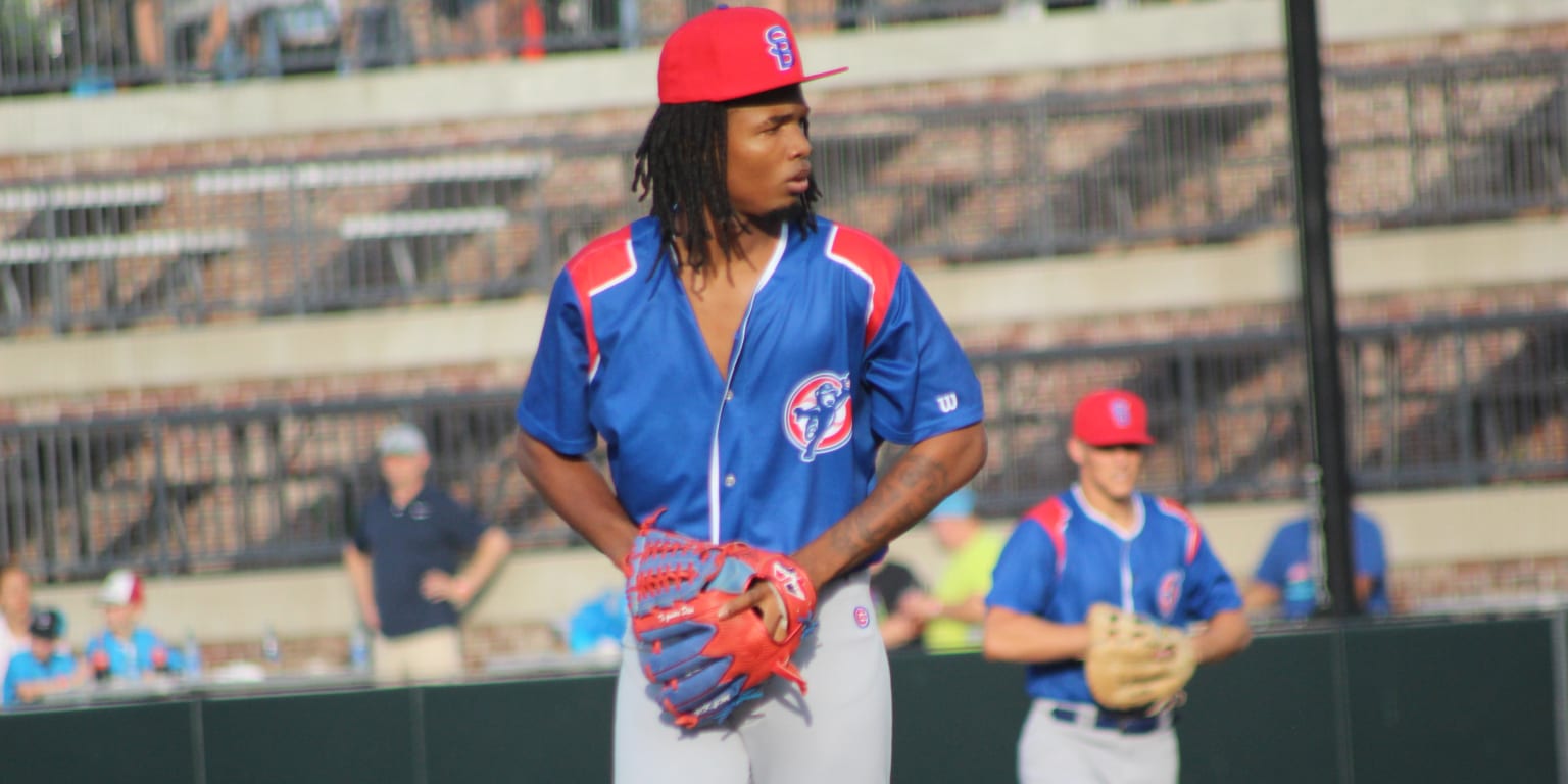 Arias Shines Early, but Sky Carp Fly Away with 5-1 Final | MiLB.com