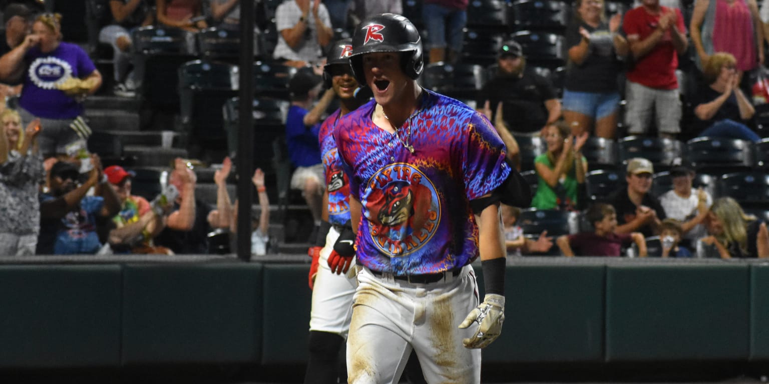 Fitzgerald's power and speed blast Squirrels to 5-1 win | MiLB.com