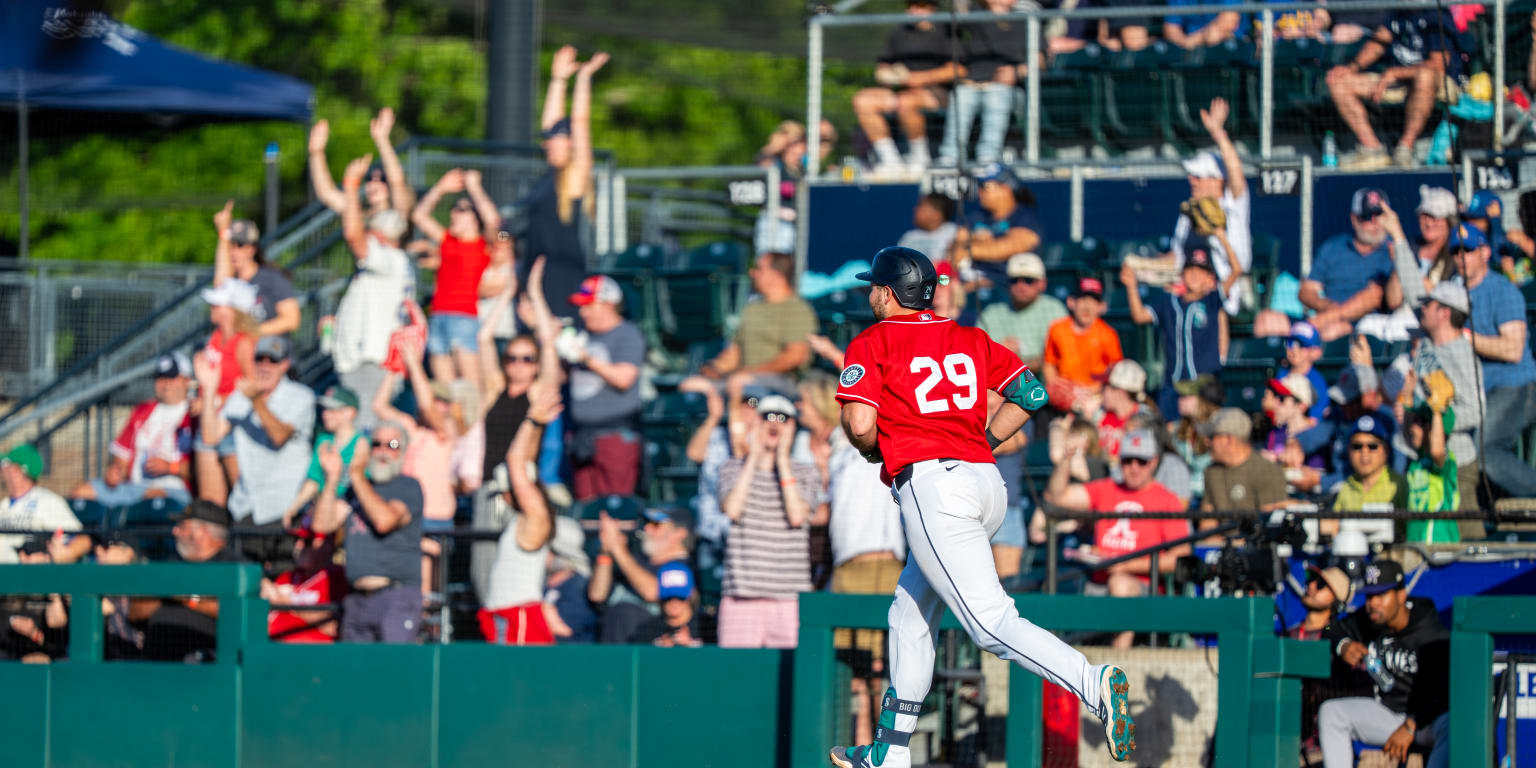 Rainiers Hit Season-High Five Homers in 11-2 Win over Albuquerque