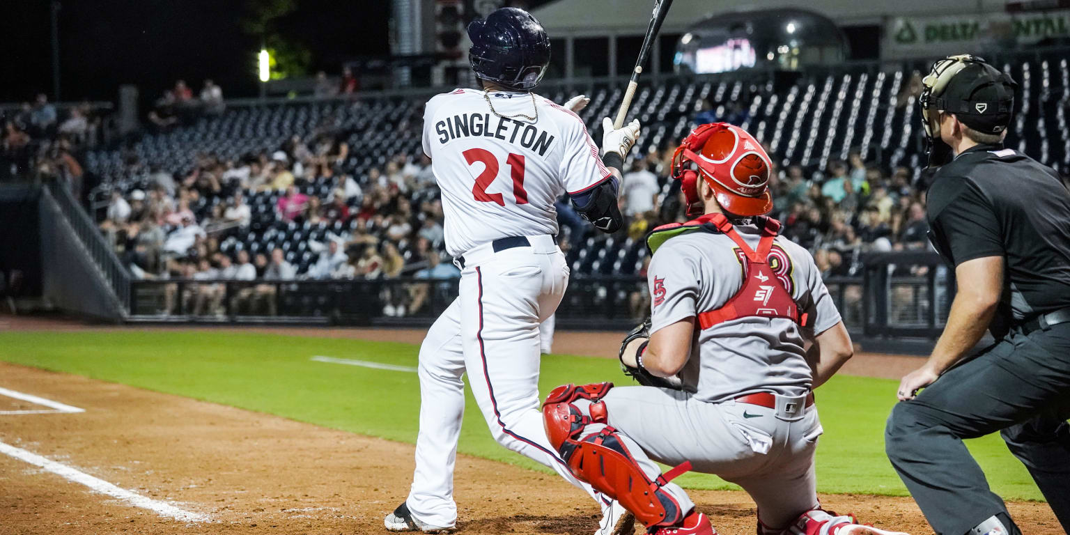 Singleton's Blast Lifts Sounds Past Redbirds | MiLB.com