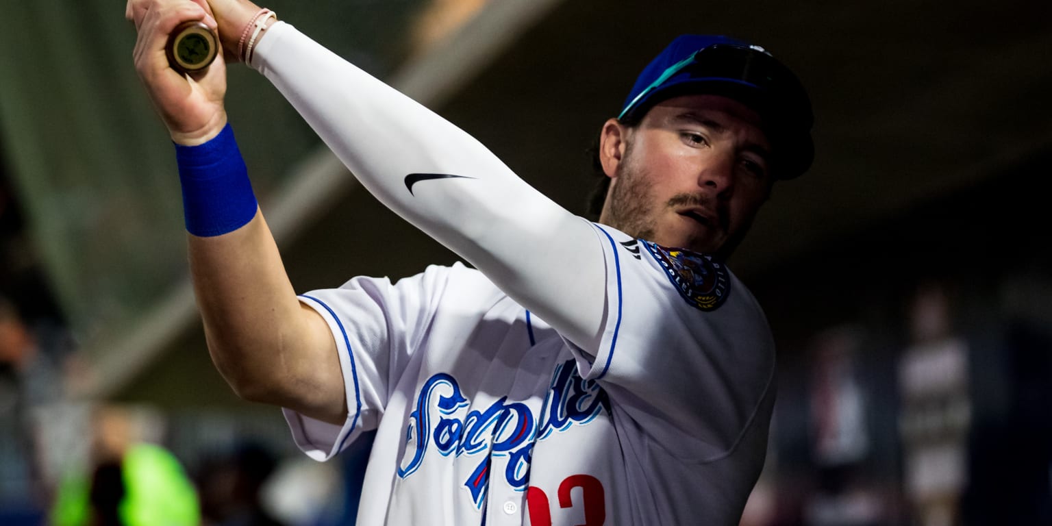 Soddies Bats Go Cold, Drop Game Five to Naturals | Sod Poodles