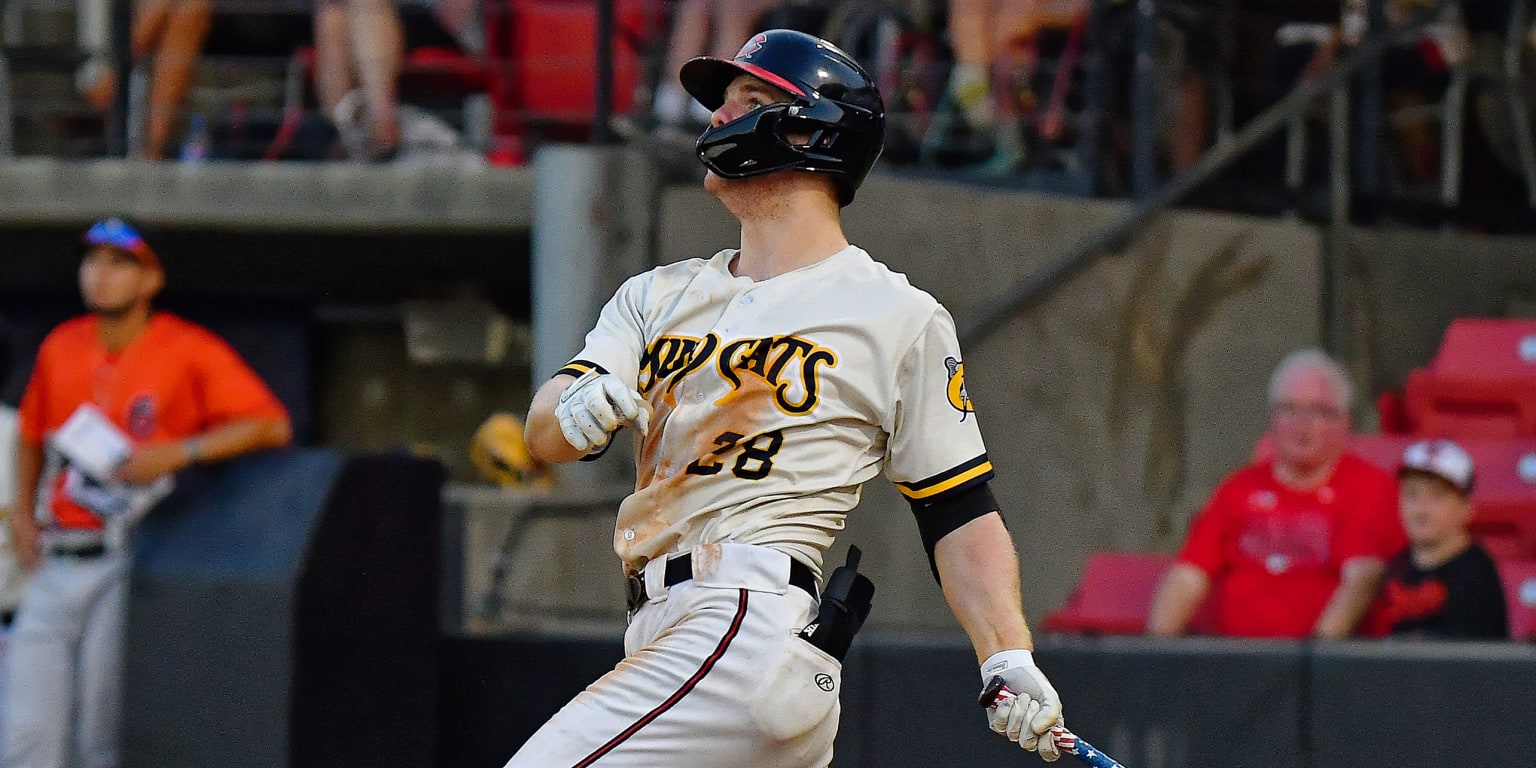 Adams Hits Walk-Off Homer in 6-3 Carolina Victory | MiLB.com