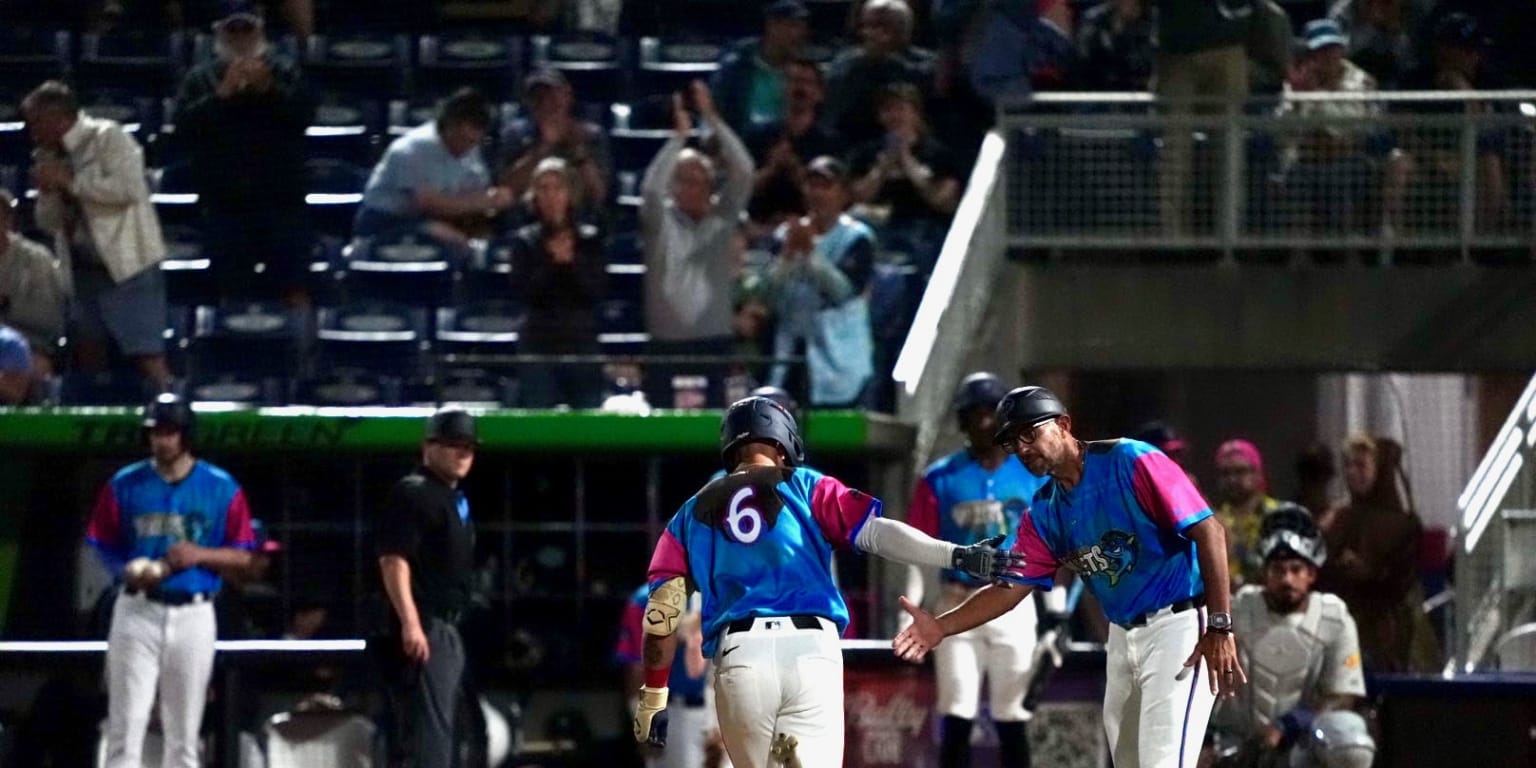 Spohn, Sasaki Lead Two-Out Attack in 8-5 Wahoos Win | Blue Wahoos