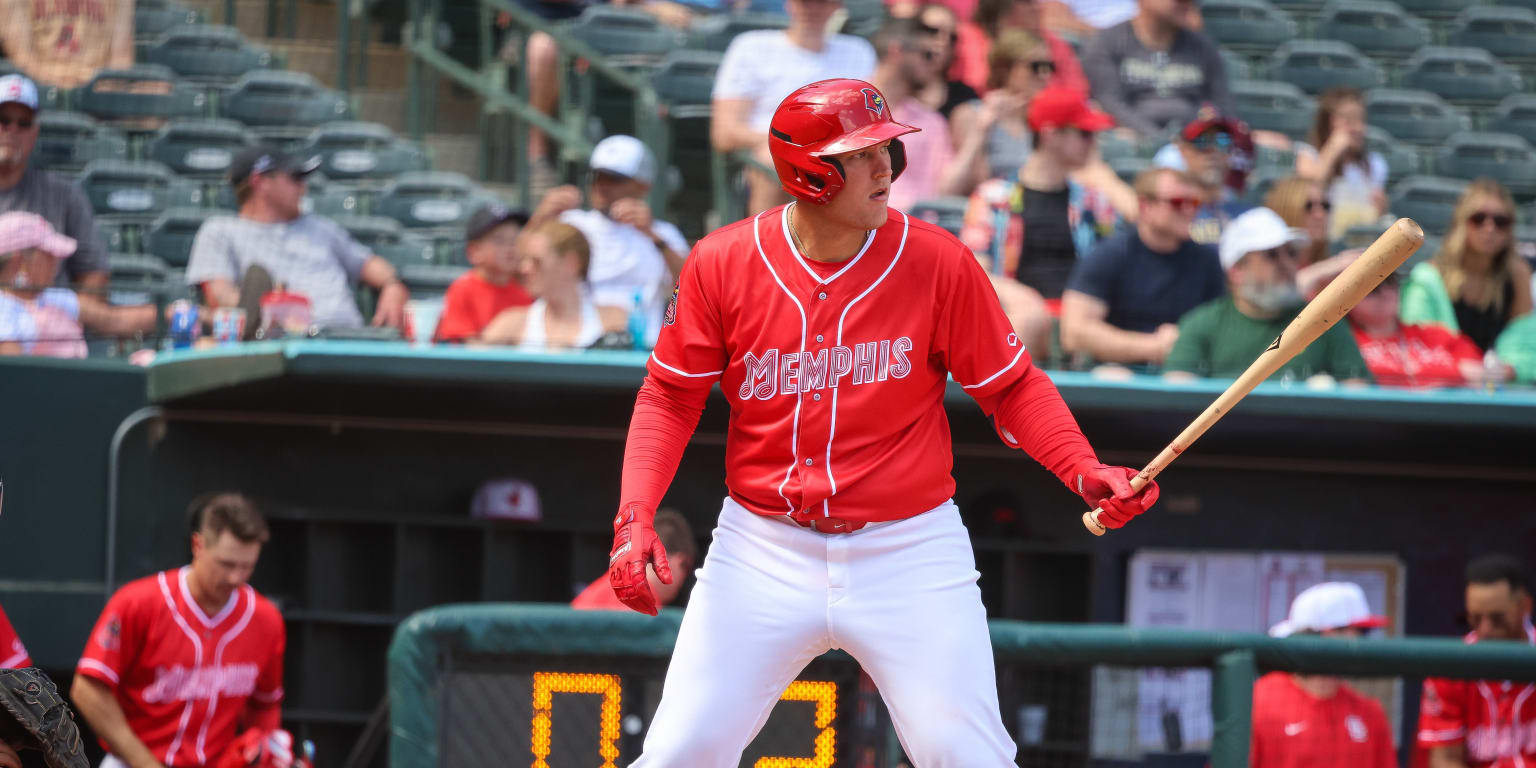 Redbirds drop extra-inning game with sellout crowd at AutoZone Park ...