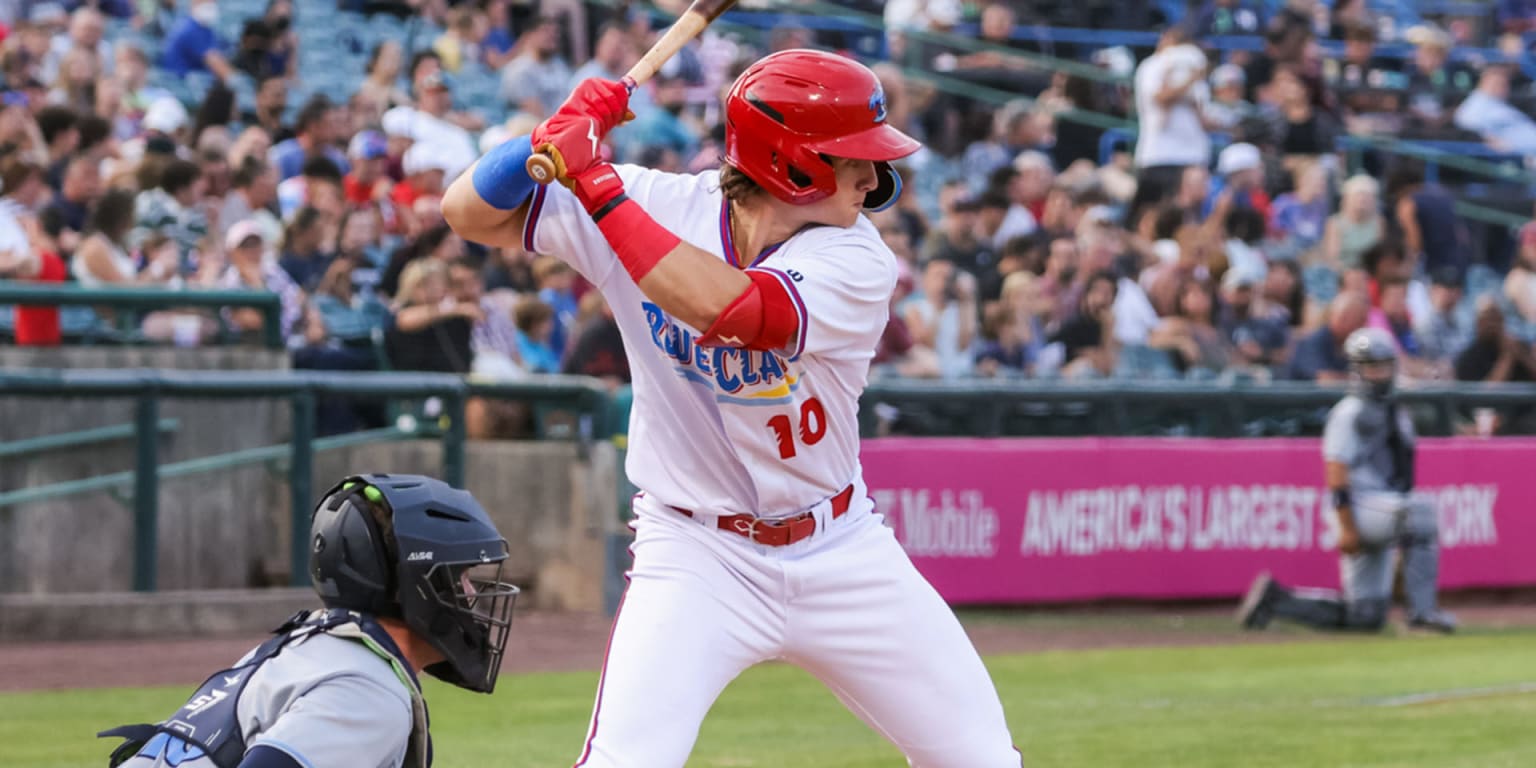 Claws Pound Out 18 Hits, Roll to 10-1 Win for Seven in a Row | MiLB.com
