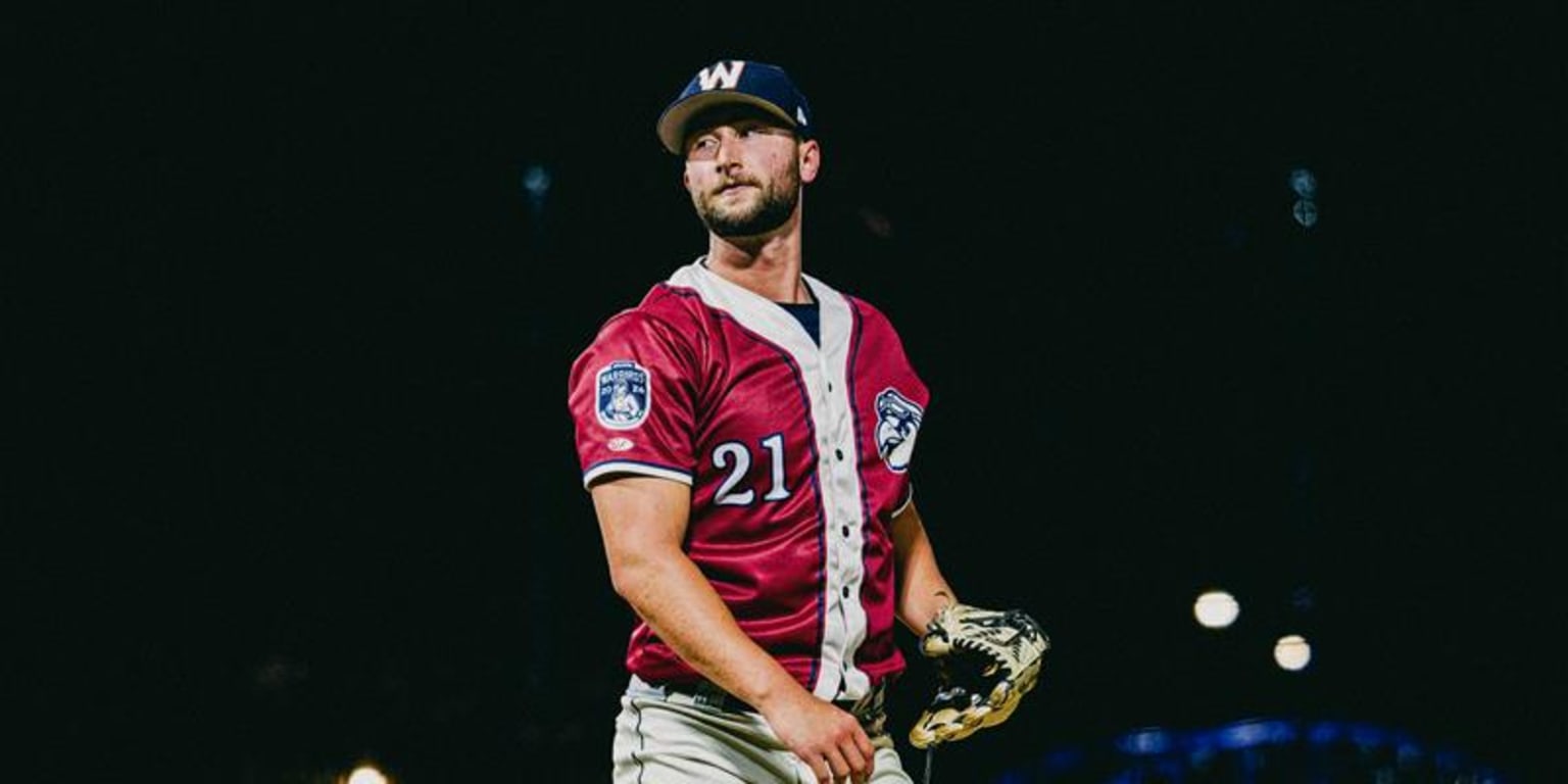 Pitching Paces Warbirds in Saturday Victory