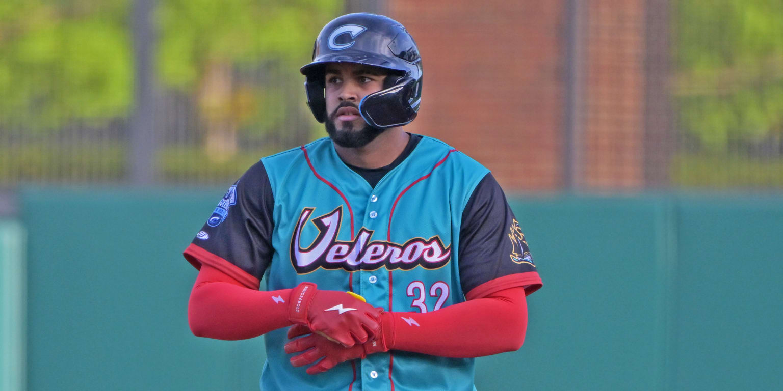 Late Inning Blasts Sink Clippers | Clippers