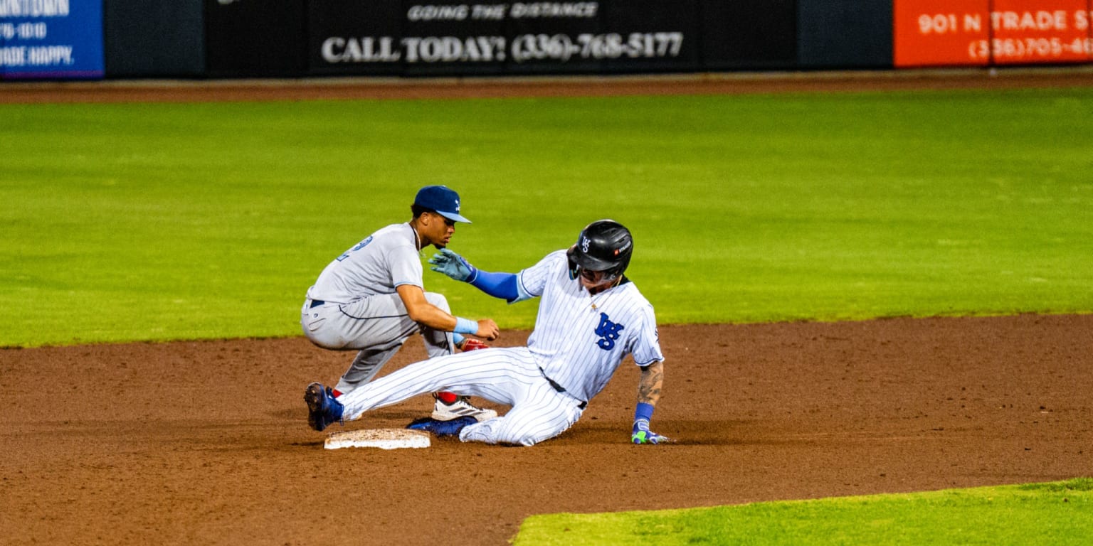 Blue Rocks Break Through Late, Hand Dash 10-5 Loss