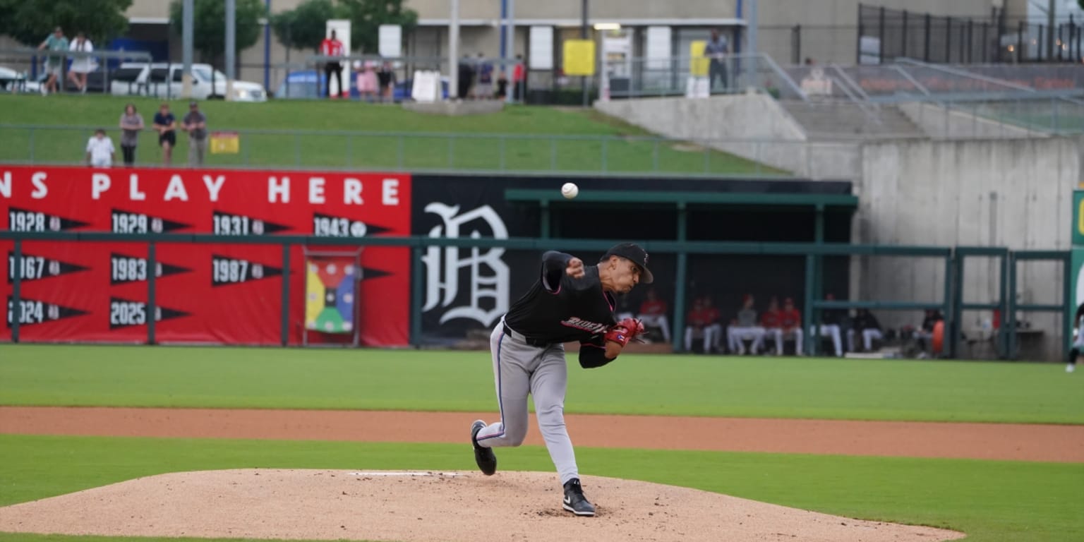 Timely Hitting Helps Wahoos Even the Series in 3-2 Win