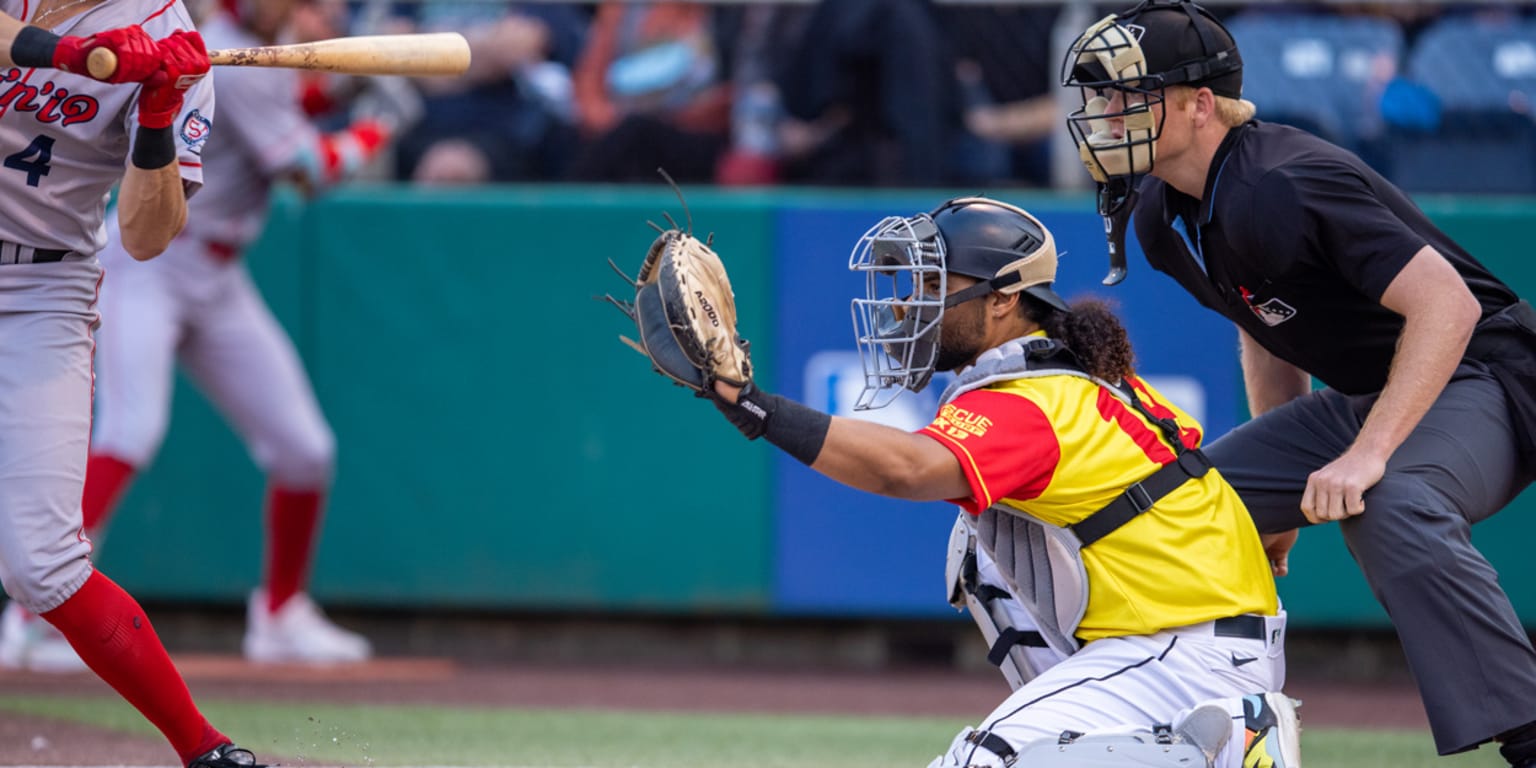 Frogs Offense Collects 12 Hits in Narrow Loss | MiLB.com