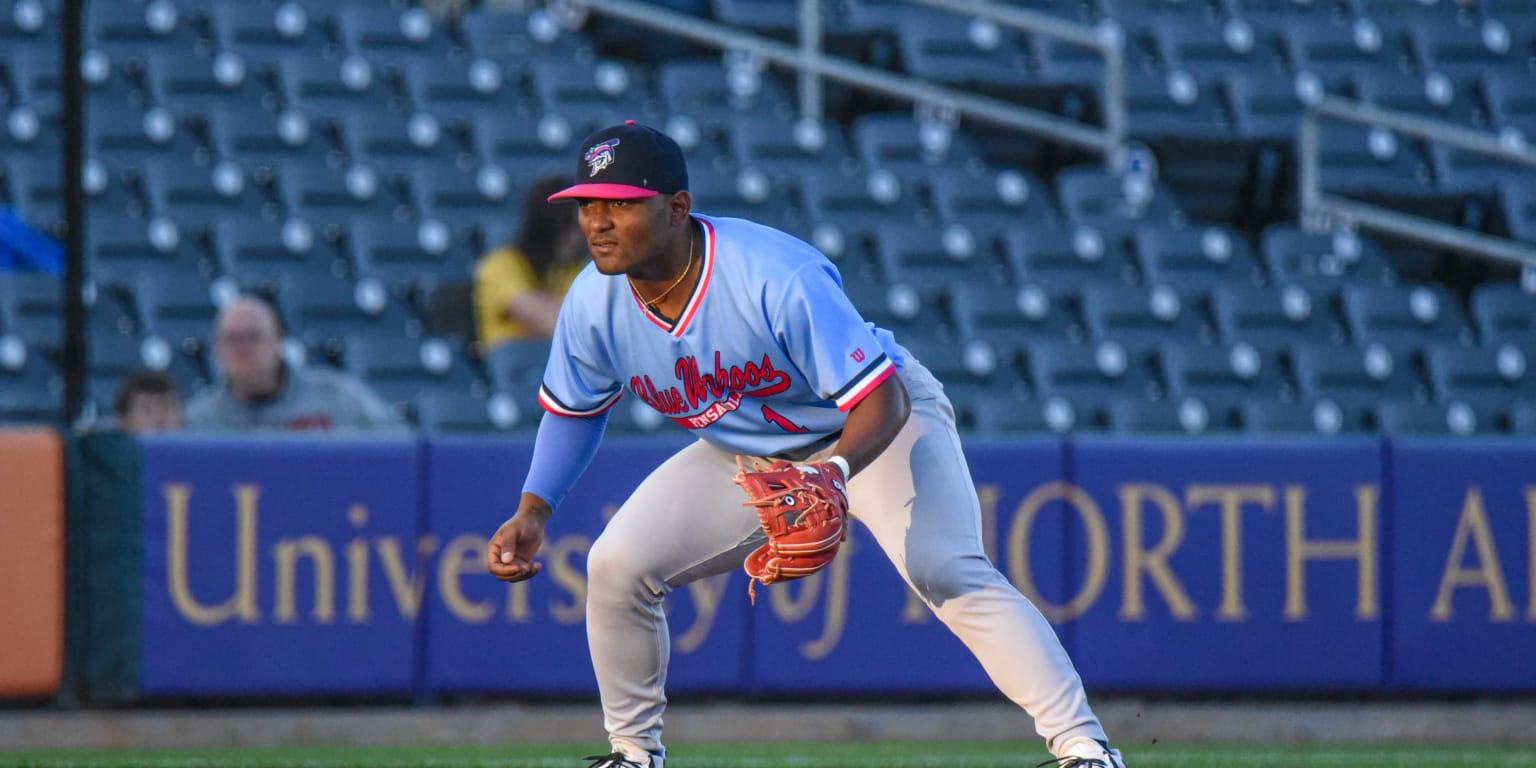 Early Runs Hold Up, Blue Wahoos Hold On for 9-8 Win | Blue Wahoos