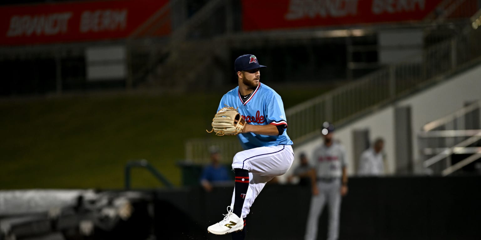 Hall Dominates as Mussels Top Mets 7-2 | MiLB.com