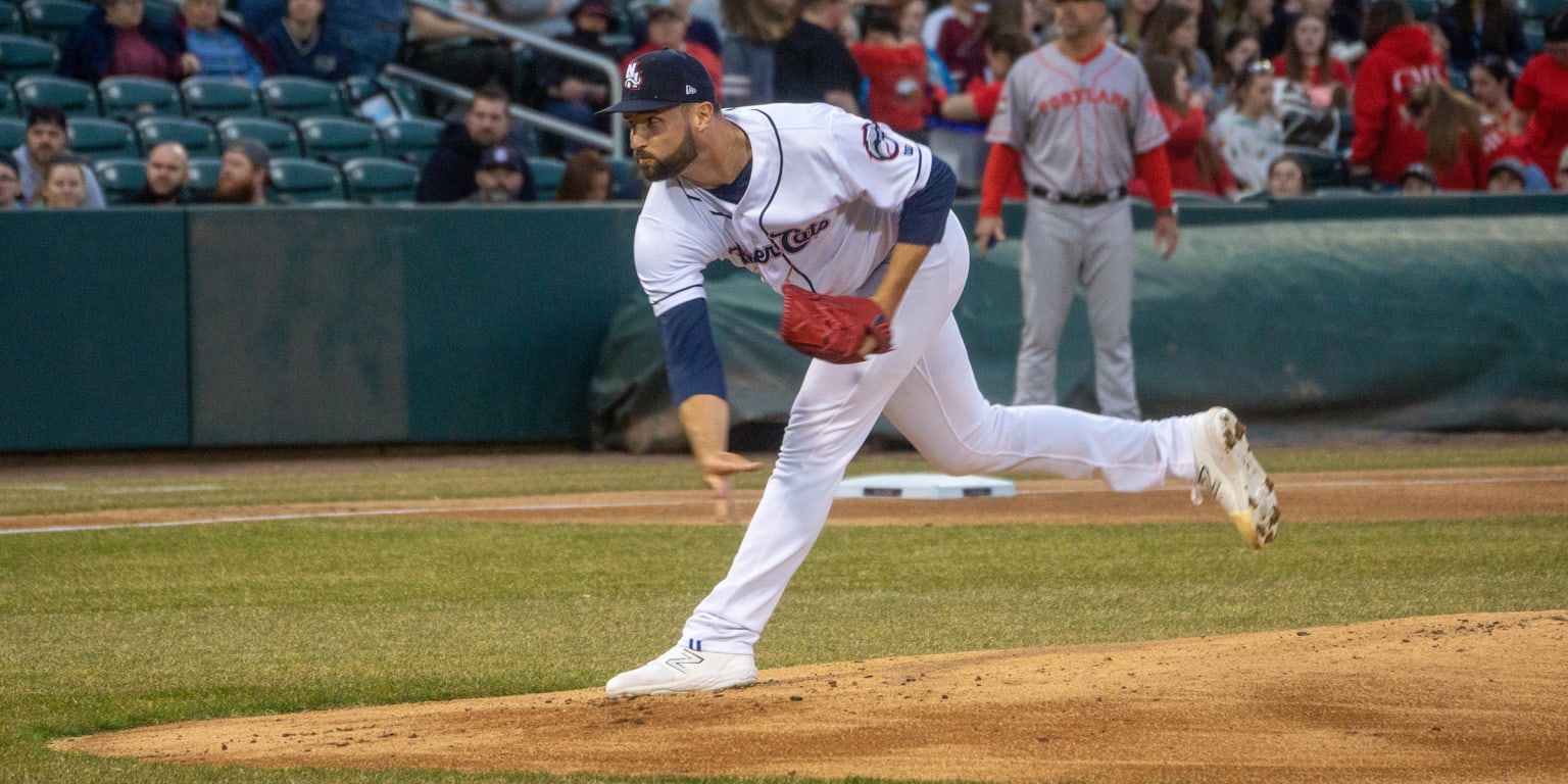 First-inning offense delivers in rain-shortened win | MiLB.com