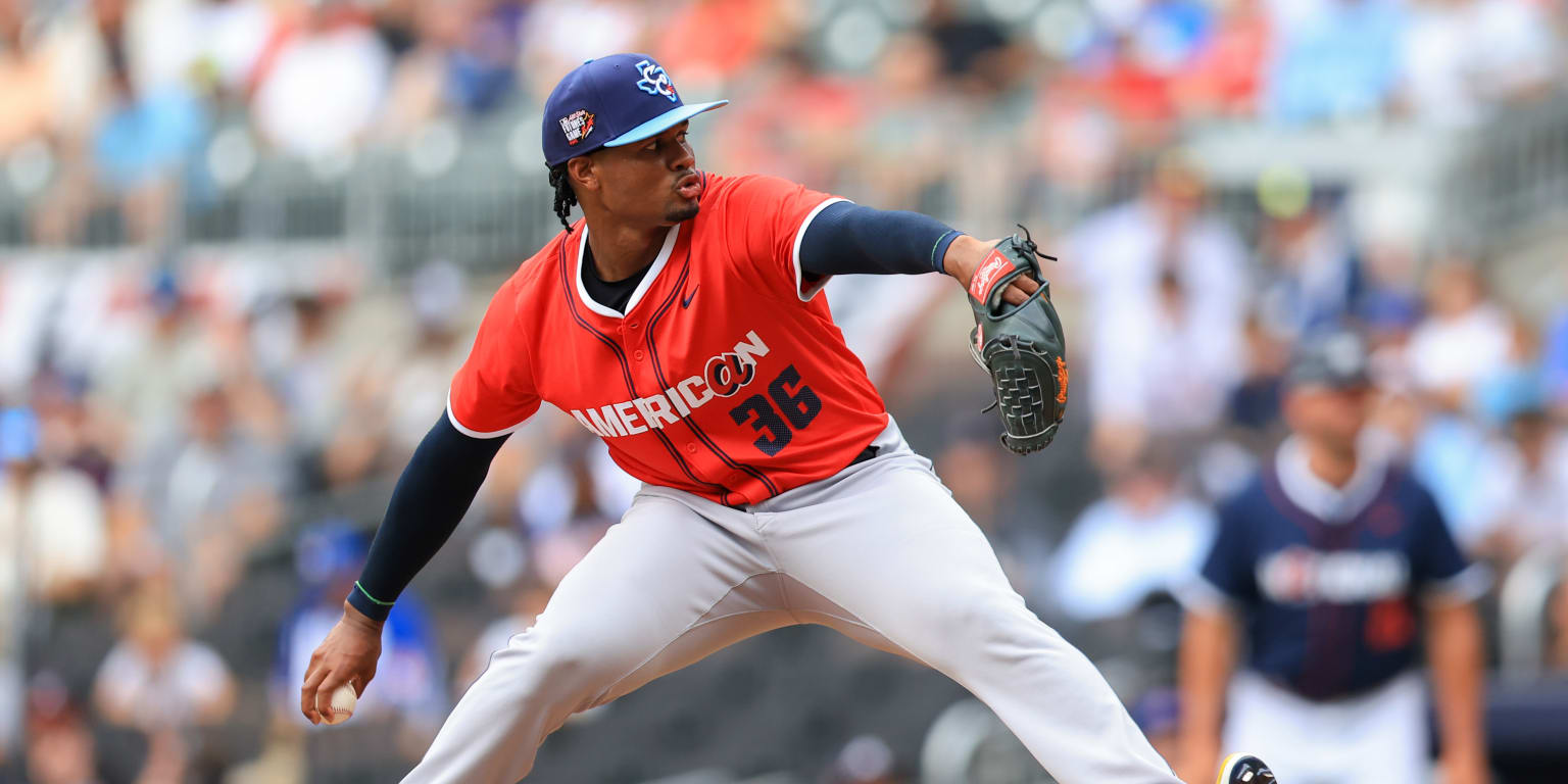 Santa Represents Astros at All-Star Futures Game | Hooks