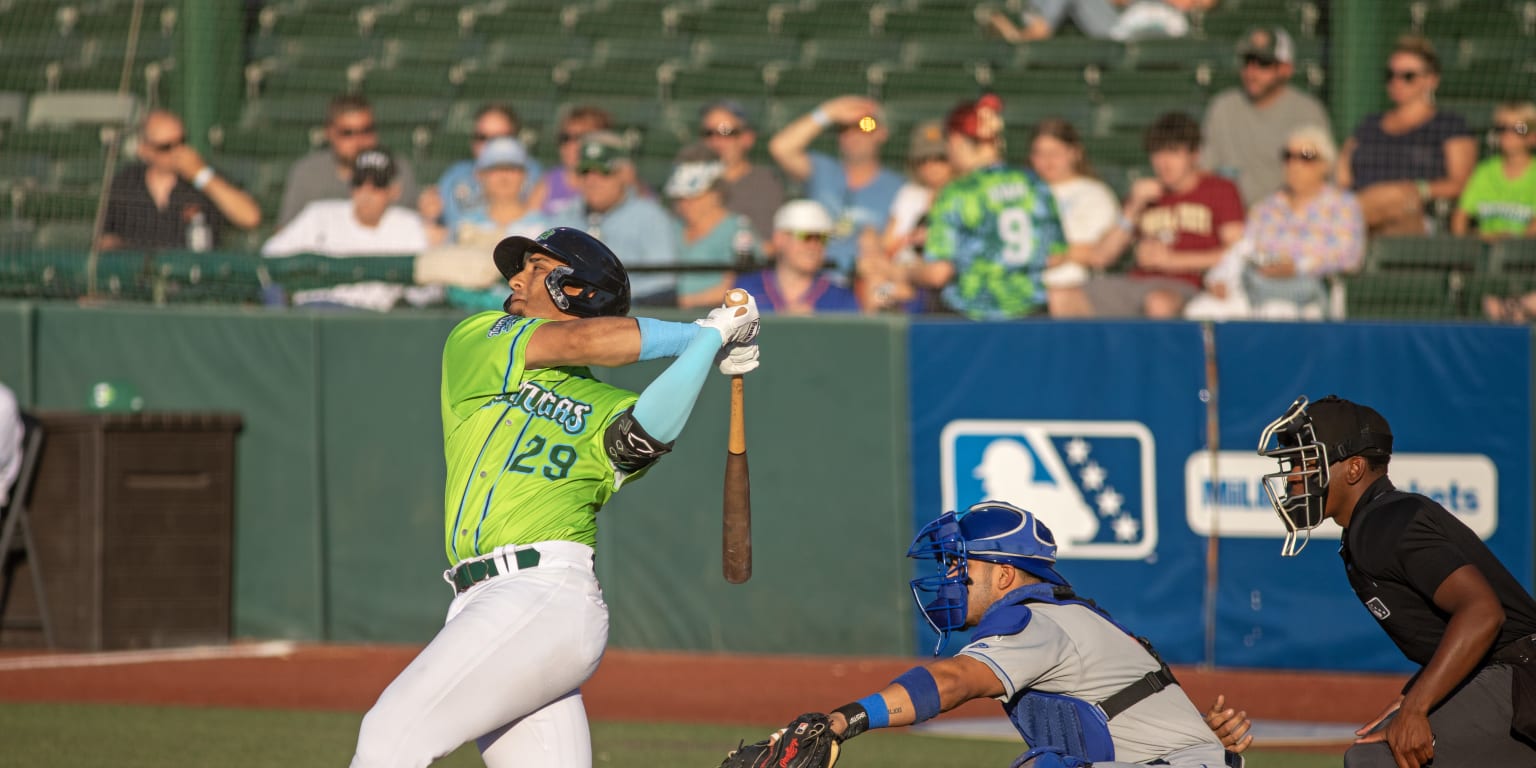 Seven-Run Second Sends Tortugas to Series Victory | MiLB.com