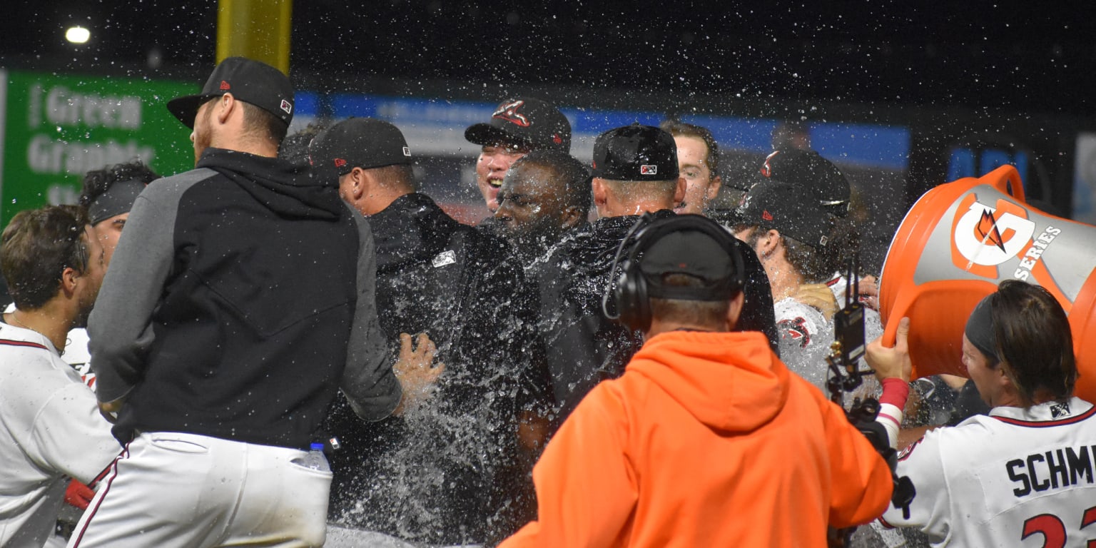 Heyward caps 12-inning thriller with walk-off hit | MiLB.com