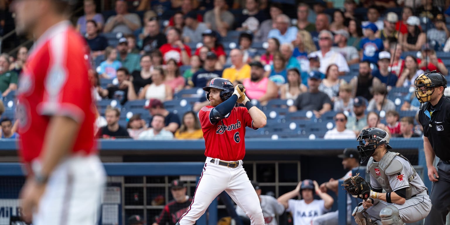 Jared Oliva Collects Four Hits, Sounds Hit Six Doubles in Win | MiLB.com