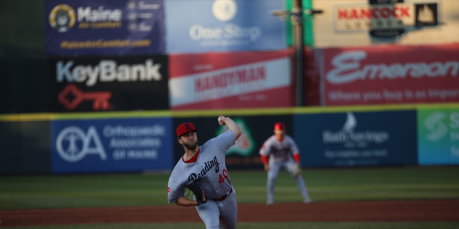 Fausnaught Fires Five Strong Frames as Fightins Fall | MiLB.com