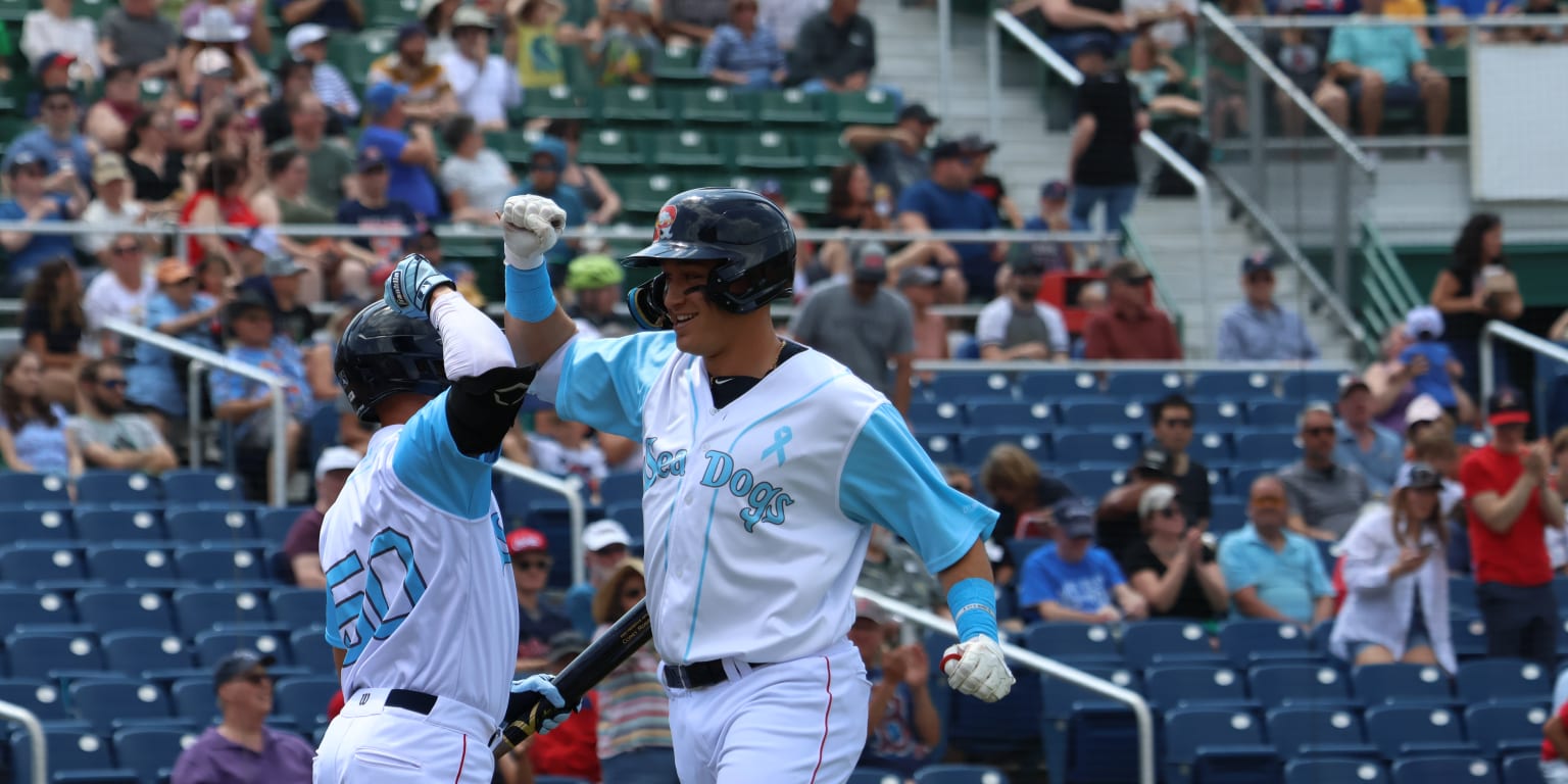 Sea Dogs split series with RubberDucks with 3-2 win Sunday | MiLB.com