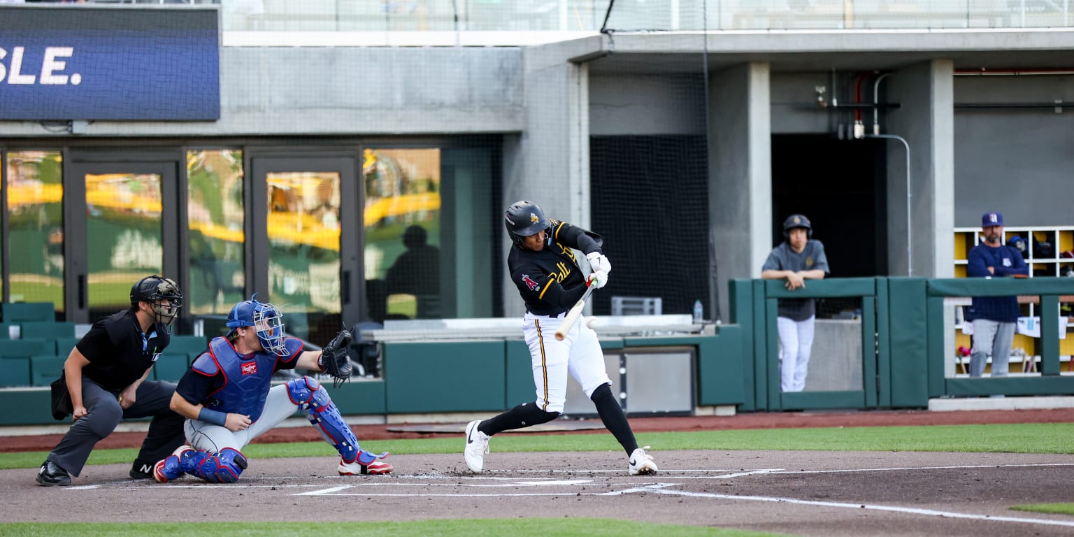 Aviators Erupt for 14-Run Eighth, Hand Bees Series-Opening Defeat | Bees