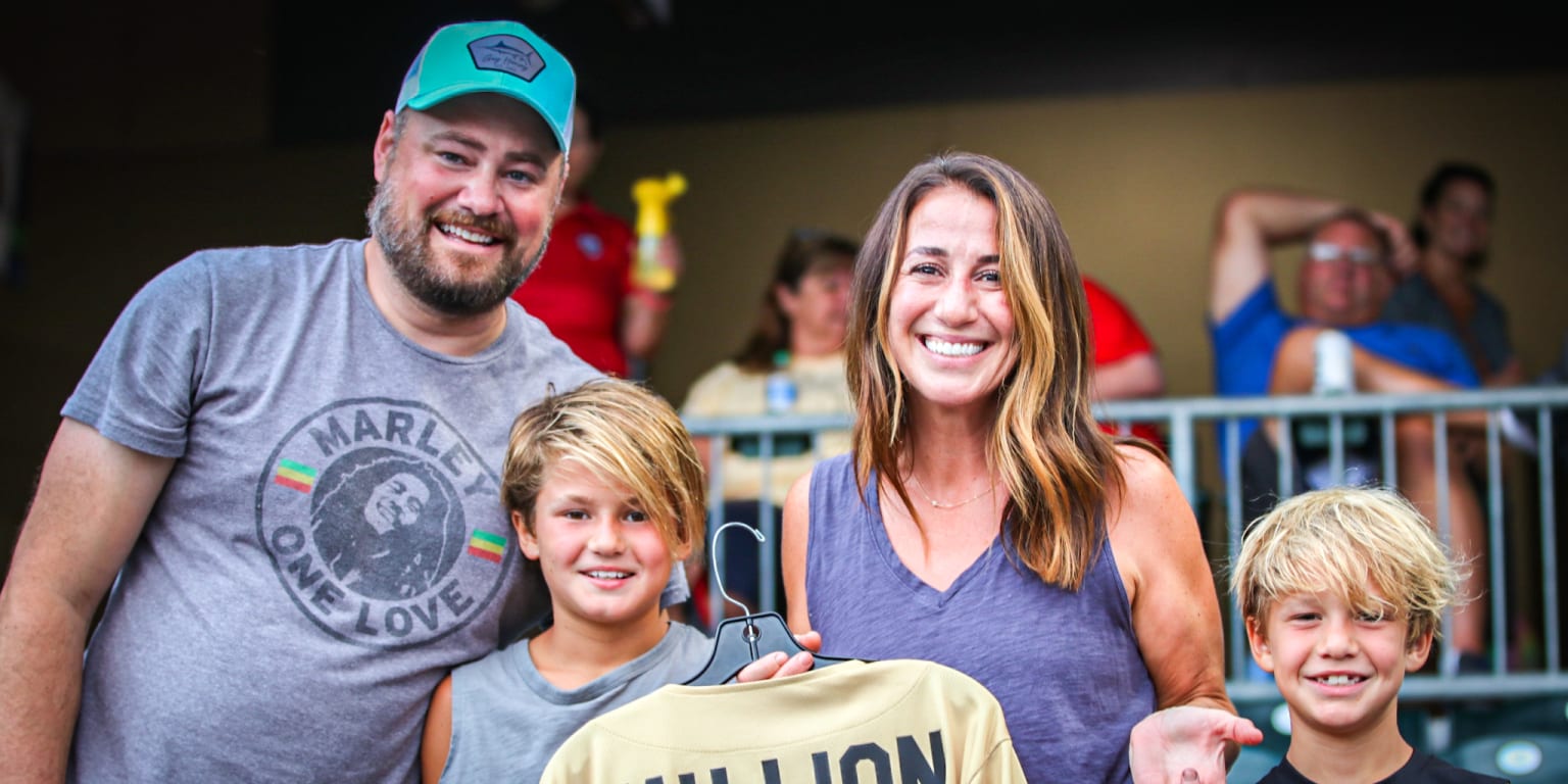 IronPigs welcome their 8-Millionth Fan | MiLB.com