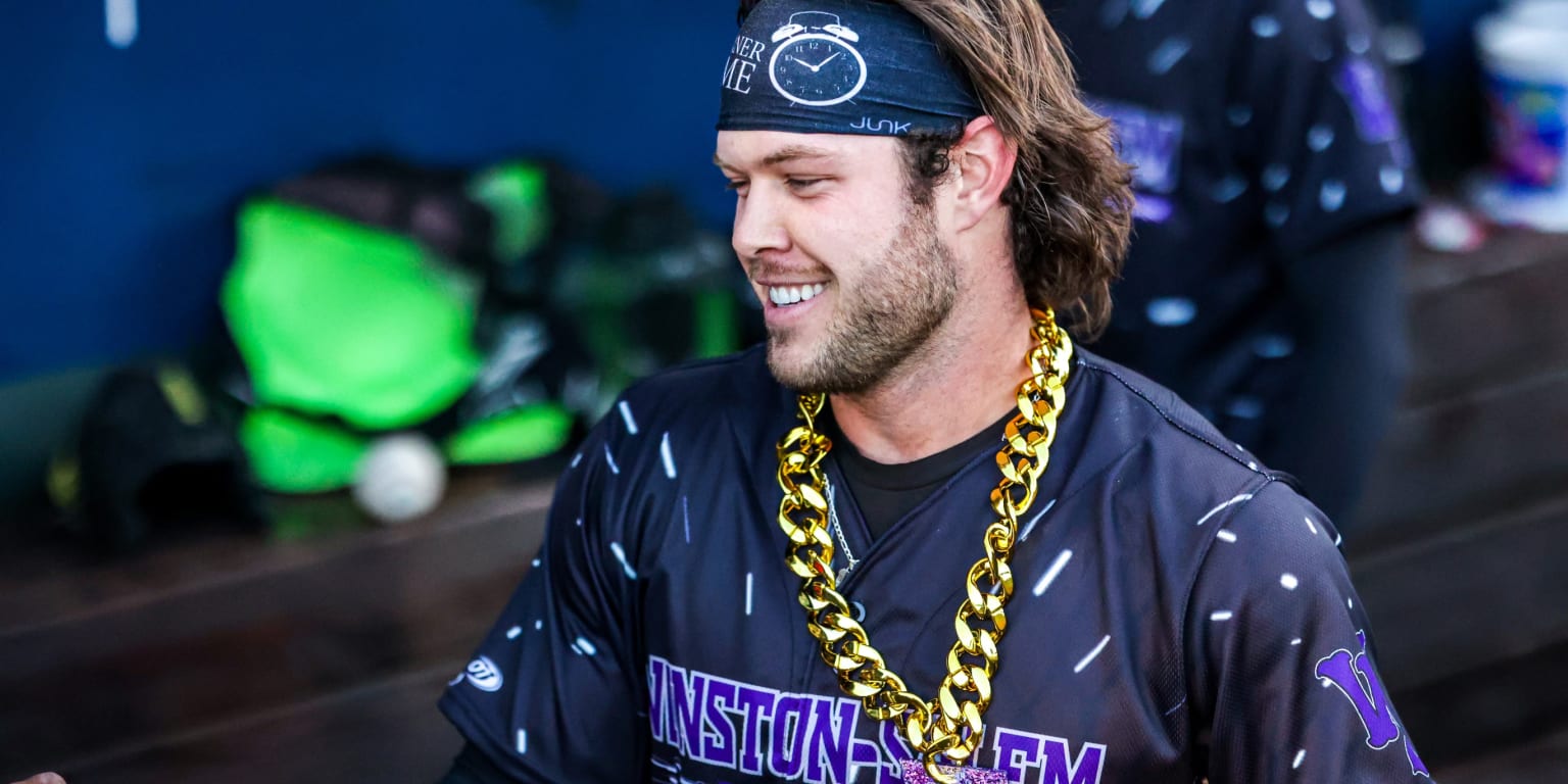 DASH COME UP SHORT AGAINST GREENSBORO, 6-4 | Dash