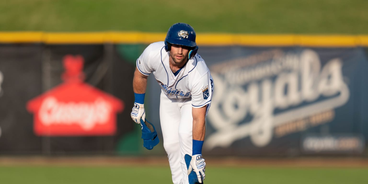 Chasers Drop 2nd Half Opener to I-Cubs 9-2 | Storm Chasers