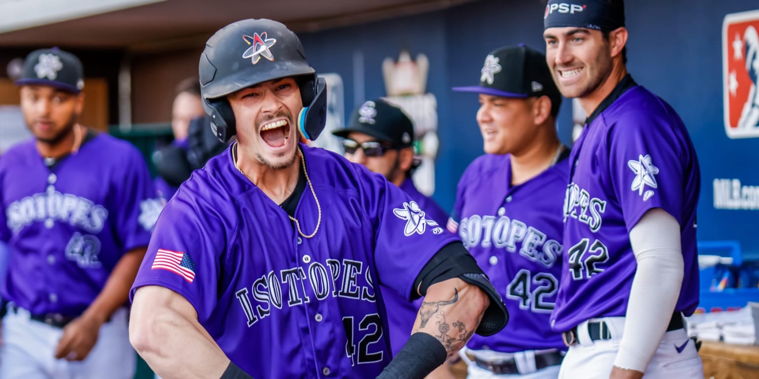 Isotopes Outslug Dodgers in Series Opener, 13-10 | MiLB.com