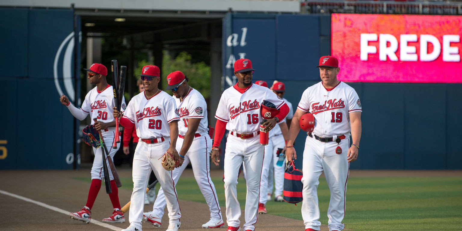 Fredericksburg Wins Thriller over Charleston, 11-8 | MiLB.com