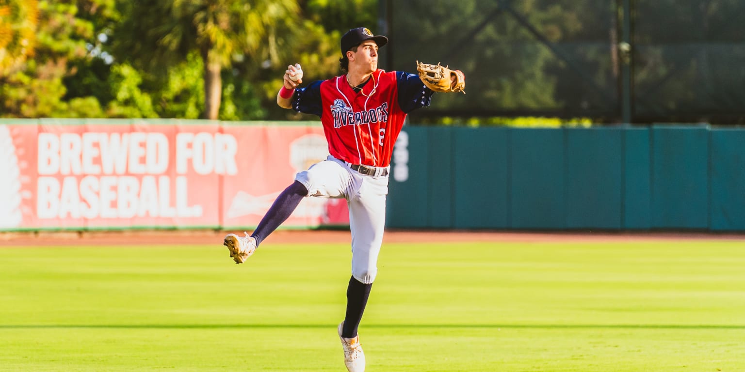 RiverDogs Draw 12 Walks, Fall to Carolina 7-4 | MiLB.com