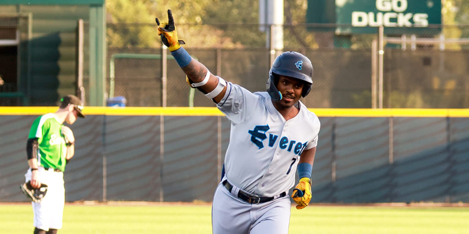 Frogs Five Home Runs Lead to 11-7 Victory | MiLB.com