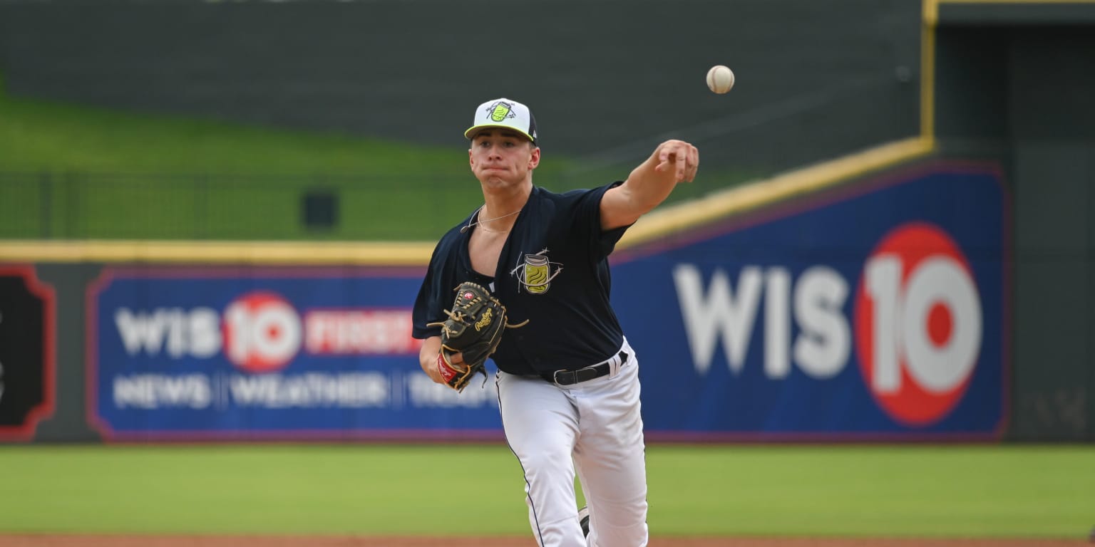 090925 Fireflies Win First Postseason Game 4-1 | Fireflies