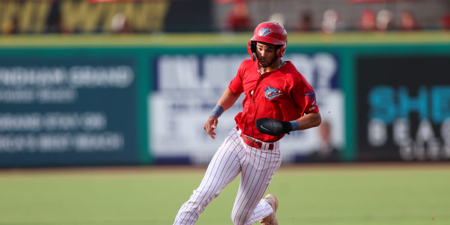 Crawford Crushes and Threshers Take Late Lead to Win at Home | MiLB.com