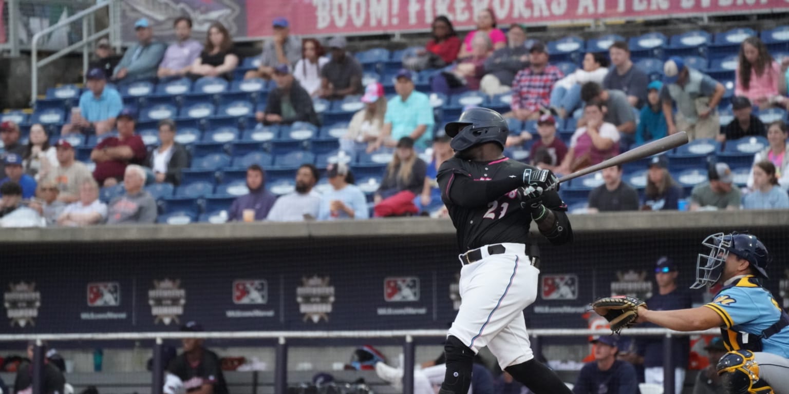 McIntosh Slams Blue Wahoos to 12-7 Win | MiLB.com