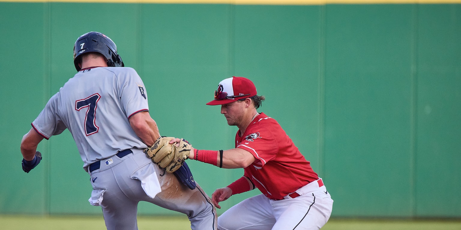 Naturals Outlast Travs in Extra Inning Pitcher's Duel | Travelers
