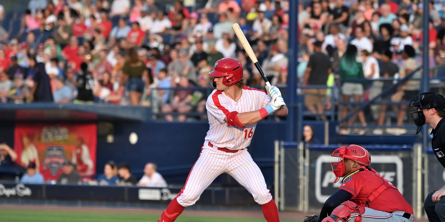 Fightins Fall in Close Game vs Senators | MiLB.com