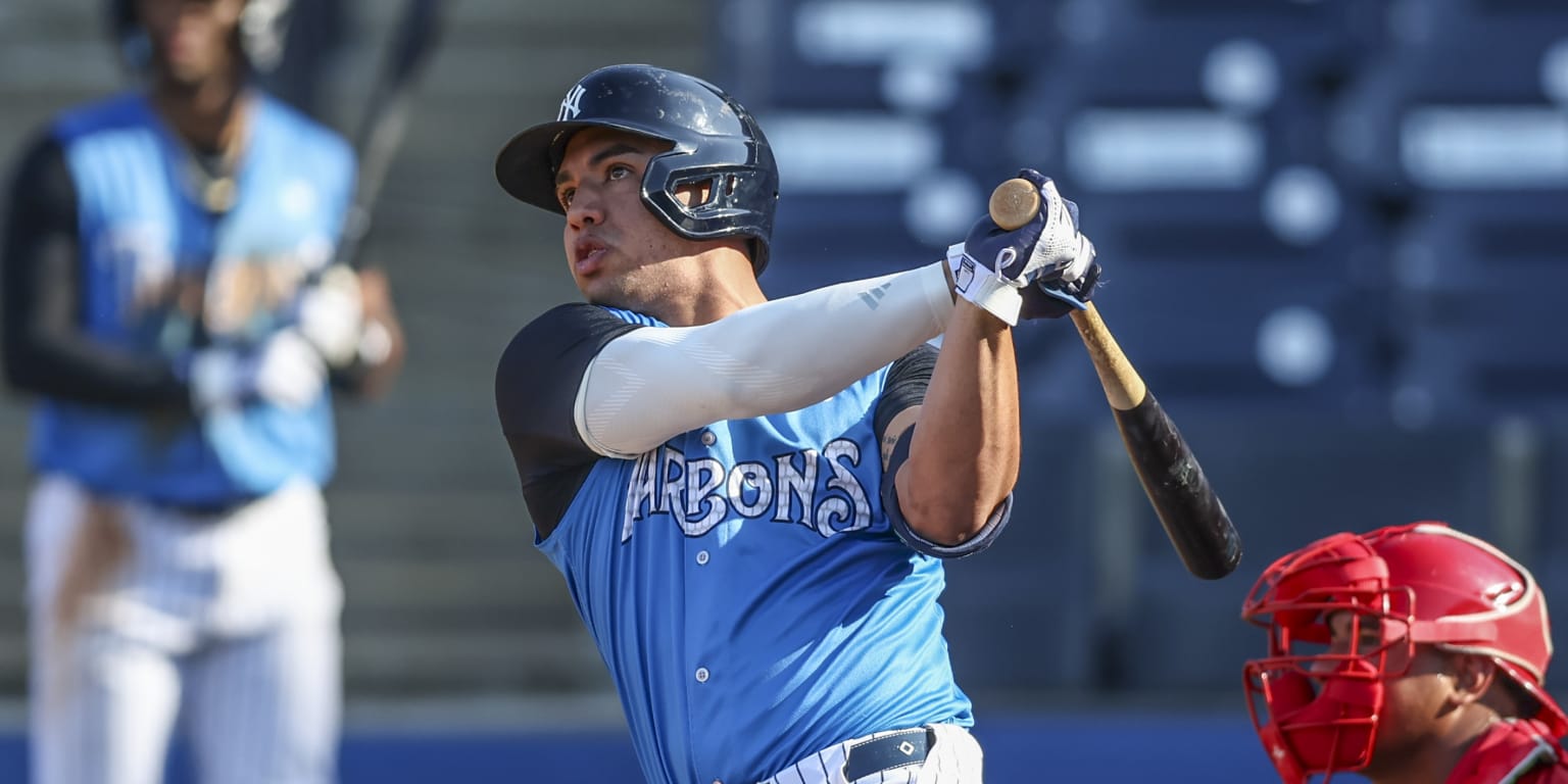 Serna, Peraza shine as Tarpons split doubleheader with Threshers | MiLB.com