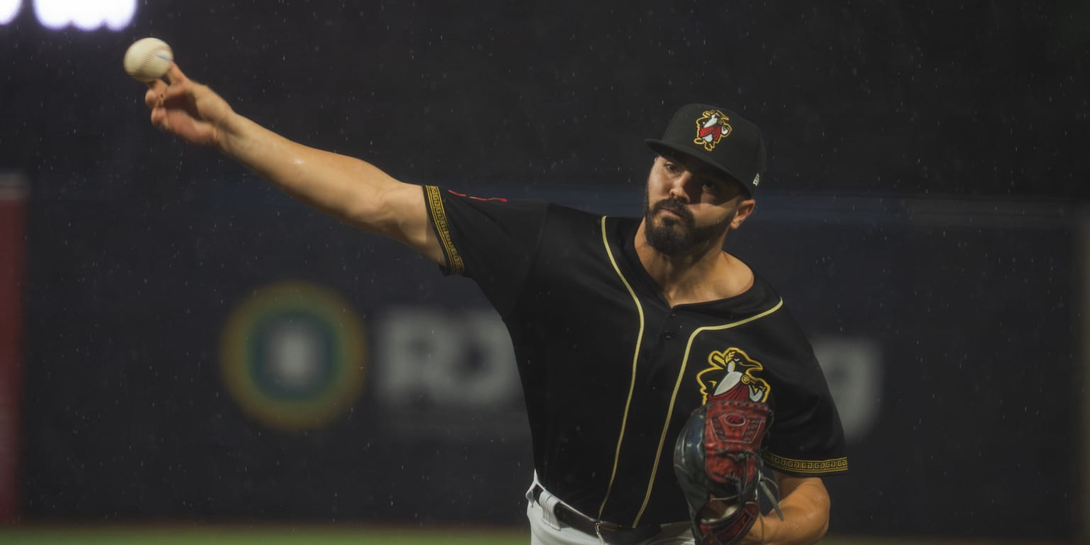 Emperors Deprived of Four-Run Lead in Weather-Afflicted Game | MiLB.com