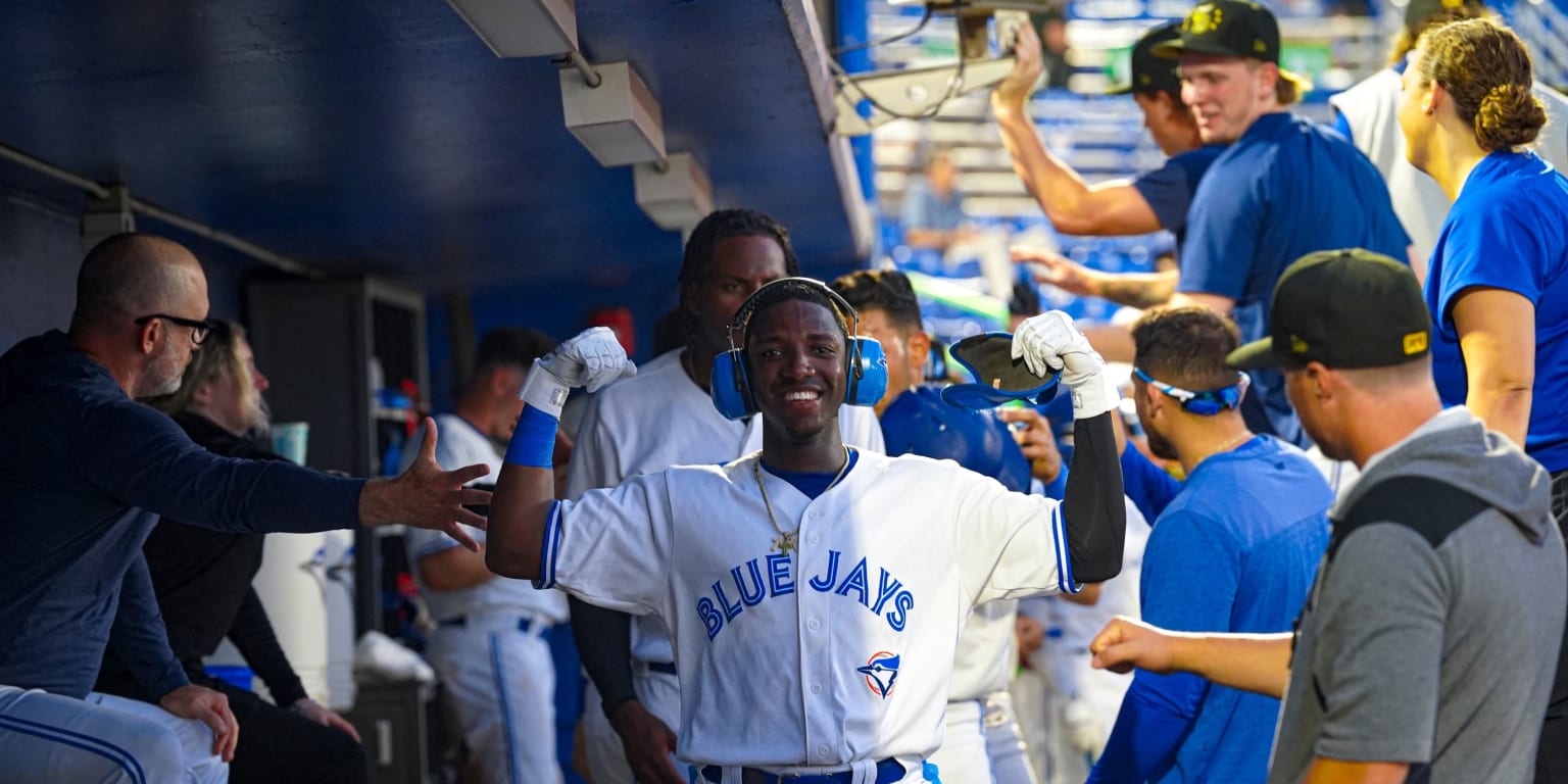 Blue Jays use five-run eighth inning to come back for third straight ...