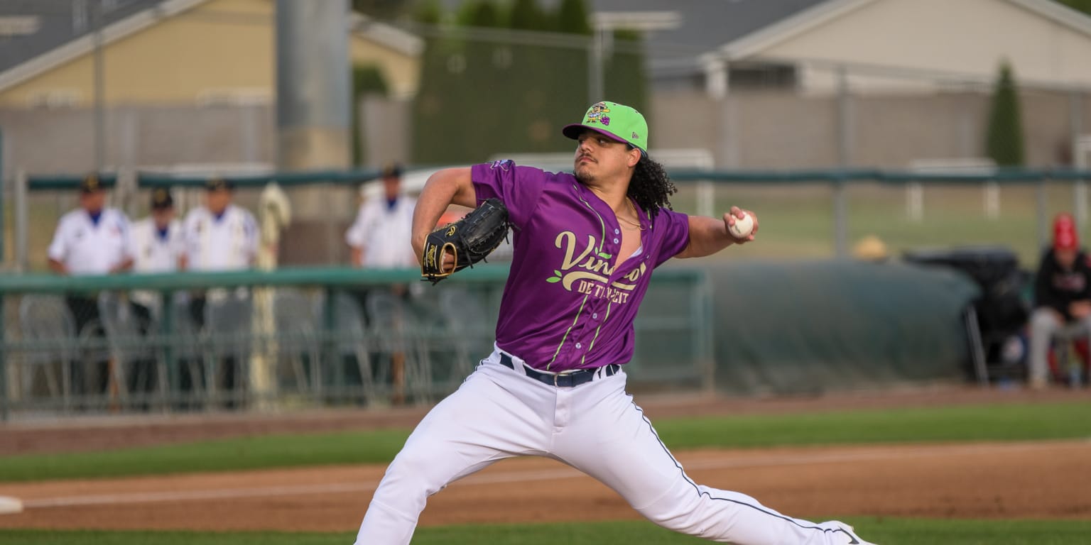 A Little Too Extra: Dust Devils Fall in Ten to Emeralds | MiLB.com