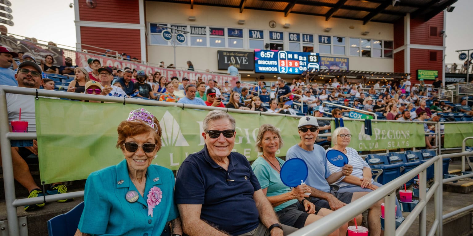 Blue Wahoos Momma Wahoo | Blue Wahoos