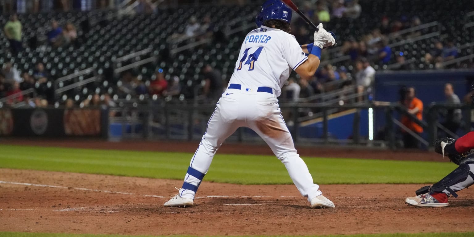 Porter caps off rollercoaster matchup with ninth-inning homer to lift ...