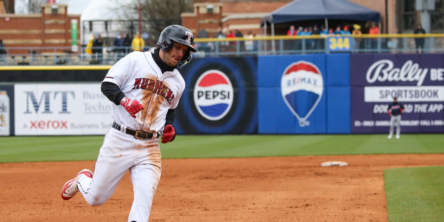 Mud Hens crush Bats 14-4 in a roaring home opener | Mud Hens