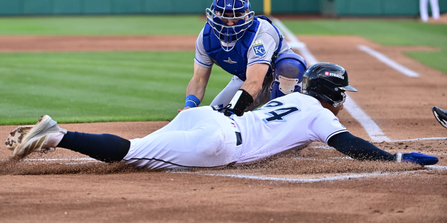 Clippers Thrill Packed House With Comeback Win
