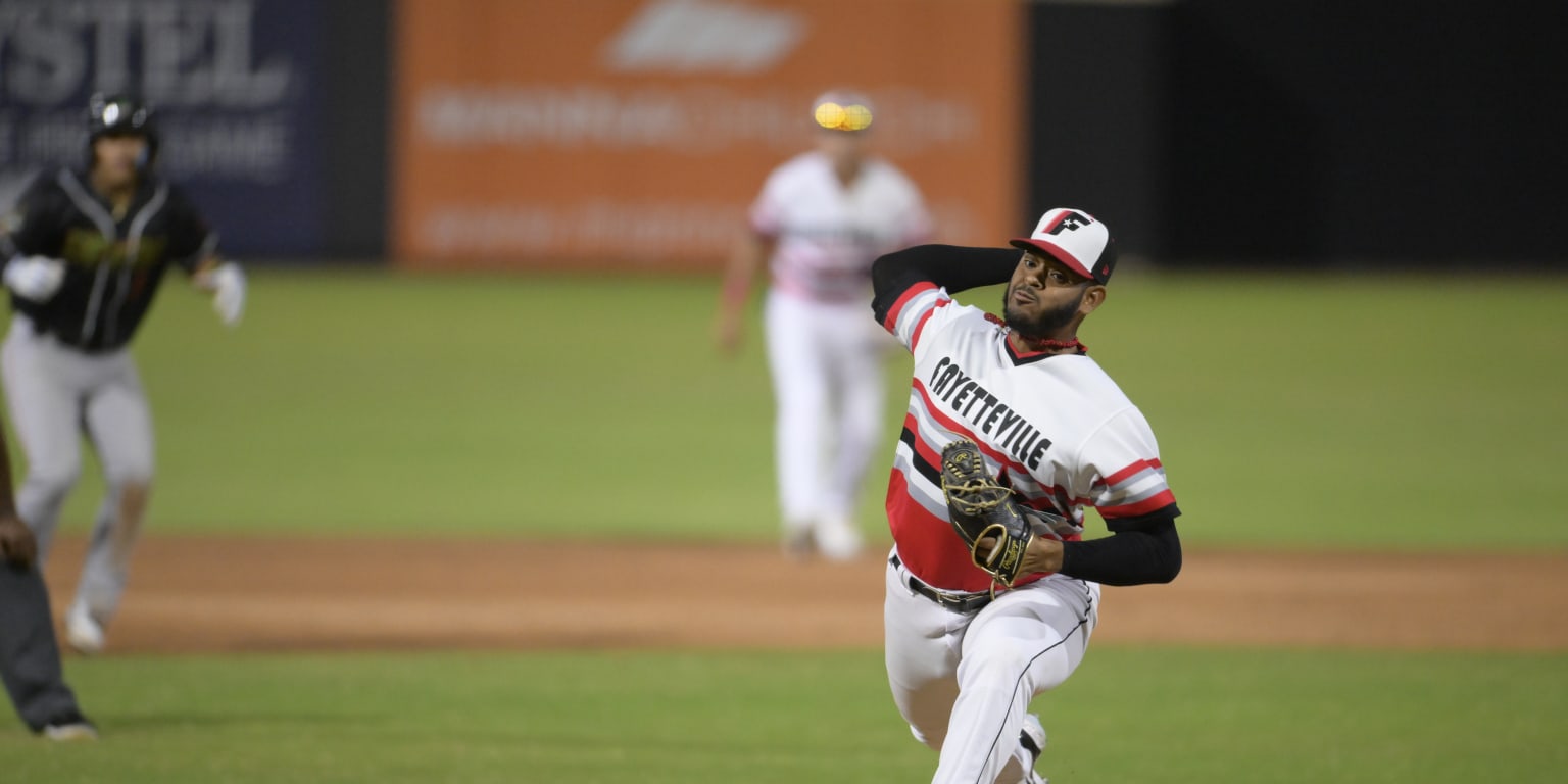 Wild Tenth-Inning Play Lands Woodpeckers Walk Off Win | MiLB.com