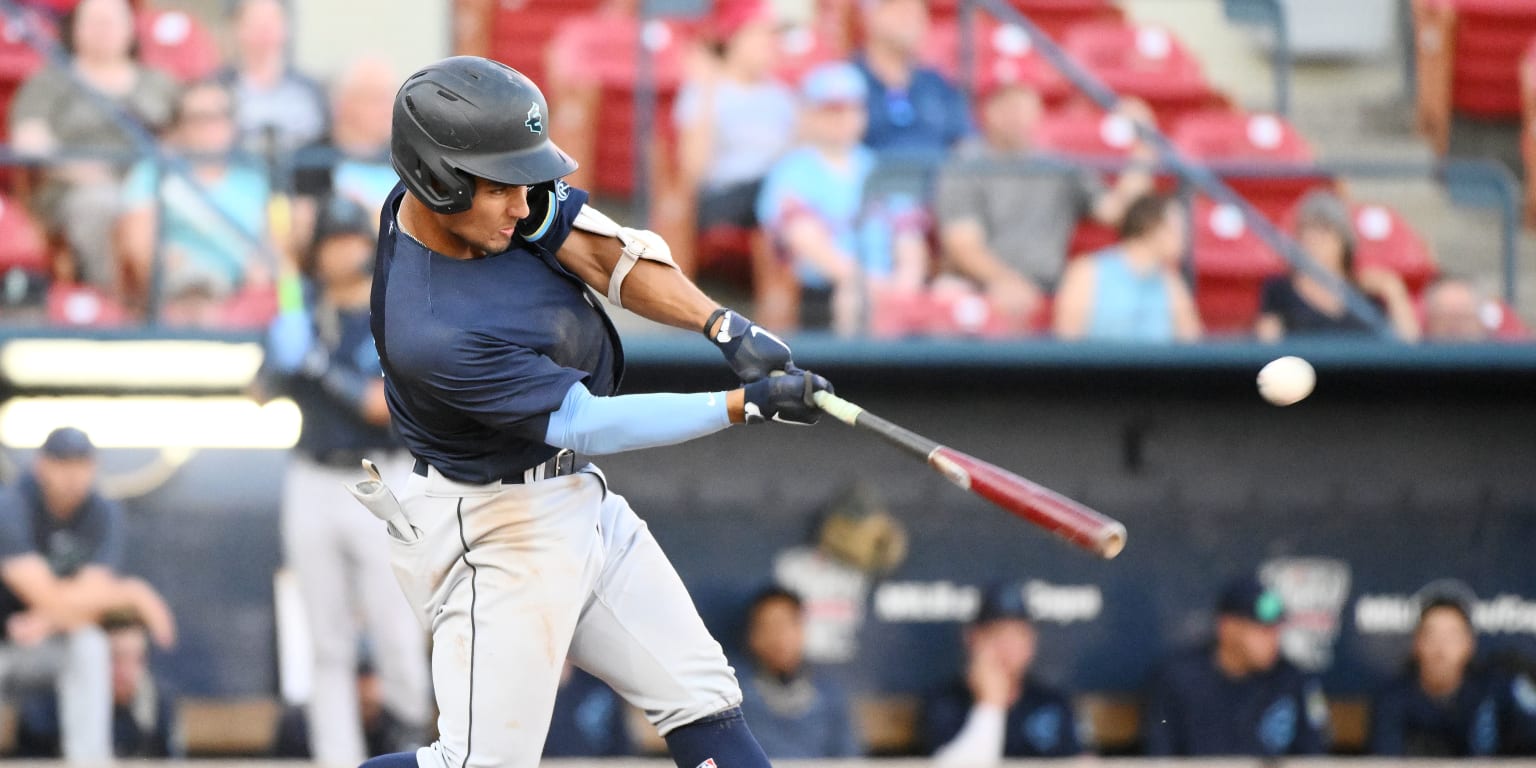 Vancouver Blanks Everett, Ford Collects Two Hits | MiLB.com