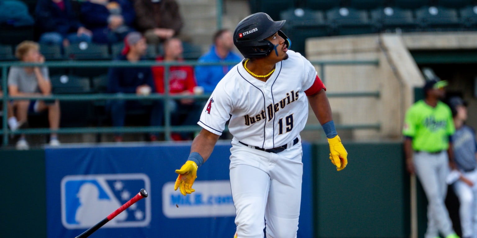 Dust Devils Spin Out Late, Fall to Indians | MiLB.com